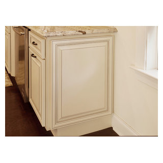 Vintage Style in Antique White is a Rock Star! - Traditional - Kitchen ...