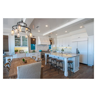 W Oceanfront - Home Entertainment System - Beach Style - Kitchen ...