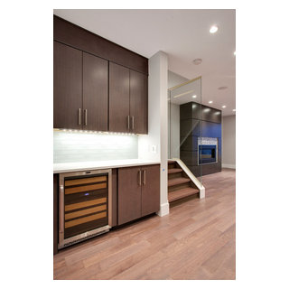 Walk up Bar - Modern - Kitchen - Calgary - by ESTATA Custom Homes | Houzz