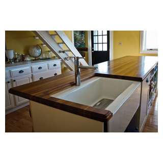 Walnut countertops - Traditional - Kitchen - Toronto - by Canadian ...