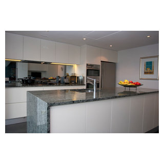Walsh Bay Shadowline - Modern - Kitchen - Sydney - by The Kitchen House ...