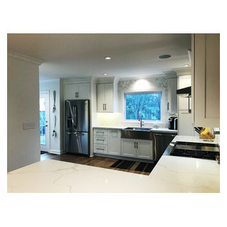 Ward Parkway Dine In Kitchen - Farmhouse - Kitchen - Kansas City - by ...