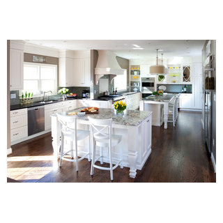 Warm & Inviting Traditional Kitchen - Traditional - Kitchen - DC Metro ...