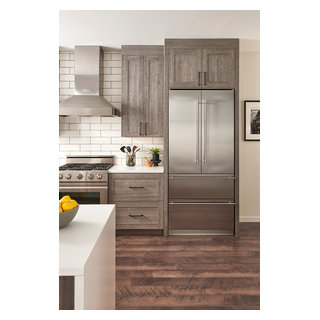 Warm, Contemporary Kitchen with Kitty Hawk Door Style - Contemporary ...