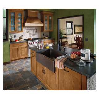 Waypoint Cabinets Products - Rustic - Kitchen - Milwaukee - by Kitchens ...