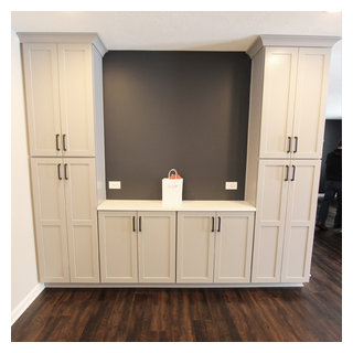 Waypoint LivingSpaces 410F Painted Stone Cabinets - Kitchen - Cleveland ...