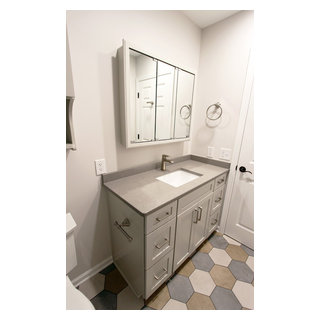 Waypoint Painted Harbor Cabinets and Lenova - Kitchen - Cleveland - by ...