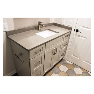 Waypoint Painted Harbor Cabinets and Lenova - Kitchen - Cleveland - by ...