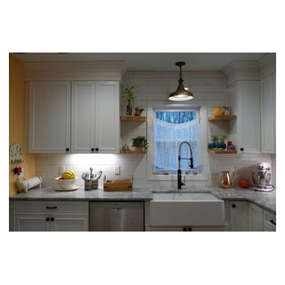 Waypoint Painted Harbor - Kitchen - Bridgeport - by Design Center East ...