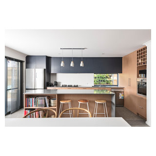 Wedgetail Retreat - Beach Style - Kitchen - Perth - by Mikasa Designs ...