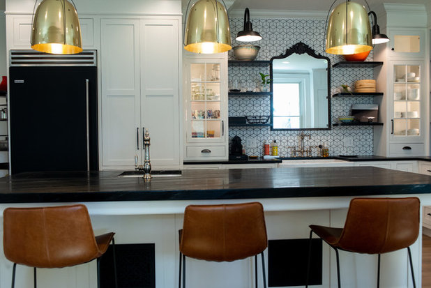 Kitchen Update Befitting an 1880s Federal-Style House