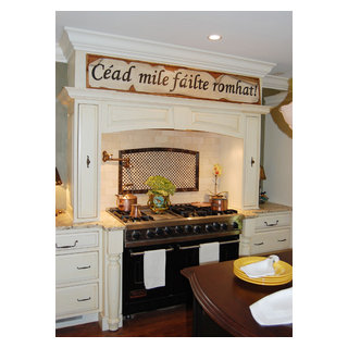 Weymouth Showhouse - Traditional - Kitchen - Raleigh - by Village ...