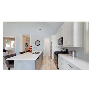 Whisper Creek Model - Traditional - Kitchen - Miami - by FOX PREMIER ...