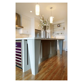 White & Grey Kitchen - Contemporary - Kitchen - Calgary - by Veranda ...
