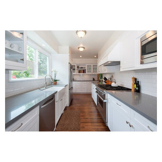 White Kitchen Remodel Pacific Palisades - Traditional - Kitchen - Los ...