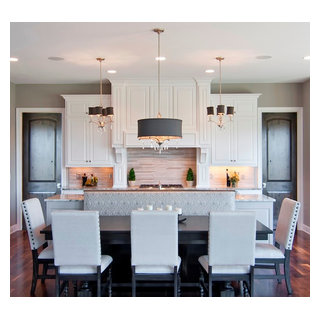 White Kitchen - Traditional - Kitchen - Minneapolis - by Tricia Hauser ...