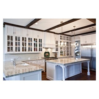 White kitchen with 8 ft island - Traditional - Kitchen - Houston - by ...