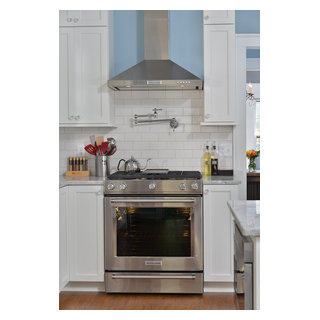 White Shaker Kitchen in Historical Cleveland Heights - Traditional ...