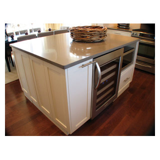 White Shaker Kitchen - Contemporary - Kitchen - Other - by Jessica ...