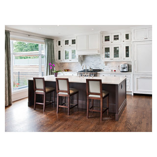 Whitehaven Phase 1 - Traditional - Kitchen - Ottawa - by Roca Homes | Houzz