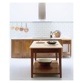 Williamsburg Kitchen - Rustic - Kitchen - London - by Plain English ...