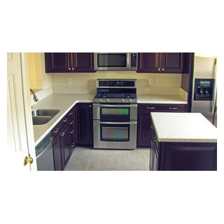 Winchester Cherry In Java Finish By Shenandoah Cabinetry - Traditional ...