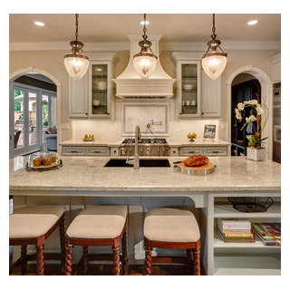 Woodlands Clean Transitional Custom Build - Kitchen - Houston - by ...