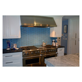 Woodlore - Contemporary - Kitchen - Detroit - by GITTLEMAN CONSTRUCTION ...