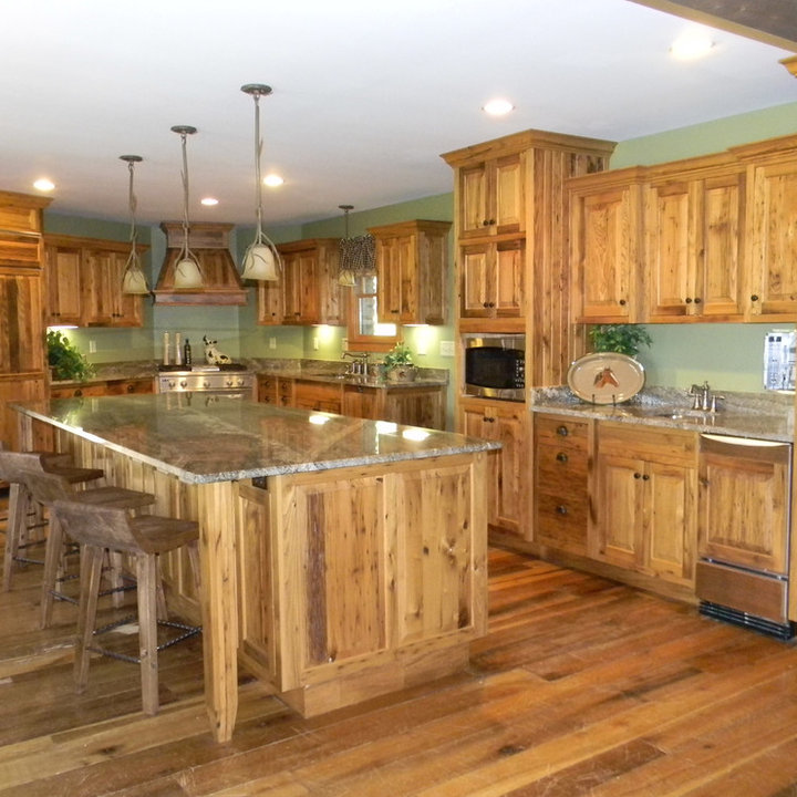 Wormy Chestnut Cabinets - Photos & Ideas | Houzz