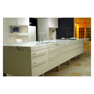 ZETA Ice White Matte Lacquer Modern Mix Design House - Contemporary ...
