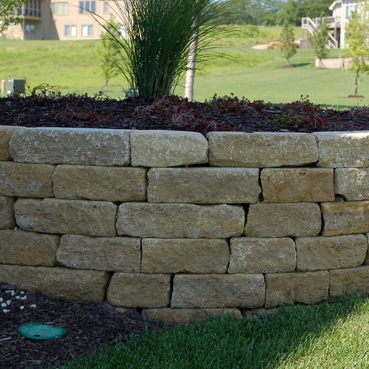 Limestone Retaining Wall - Photos & Ideas | Houzz