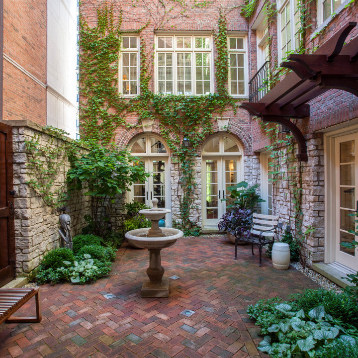 French Courtyard - Photos & Ideas | Houzz