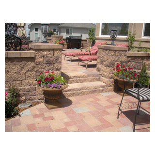 Allan Block Courtyard Collection - Transitional - Garden - San ...