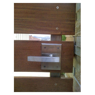 Alta Stainless Steel Modern Lever Gate Latch - Contemporary - Landscape ...