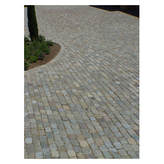 Antique Sandstone Cobblestone Driveway, Rancho Santa Fe CA ...