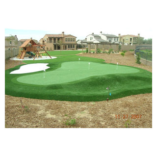 Backyard Putting Greens - Modern - Garten - Sonstige - von Back Nine ...