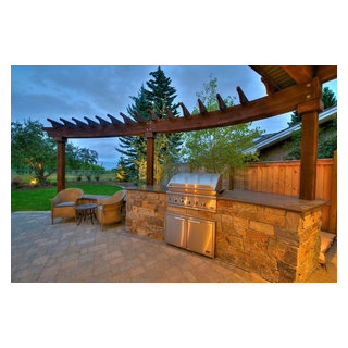 Bayview Elegance - Landscape - Calgary - by VisionScapes | Houzz