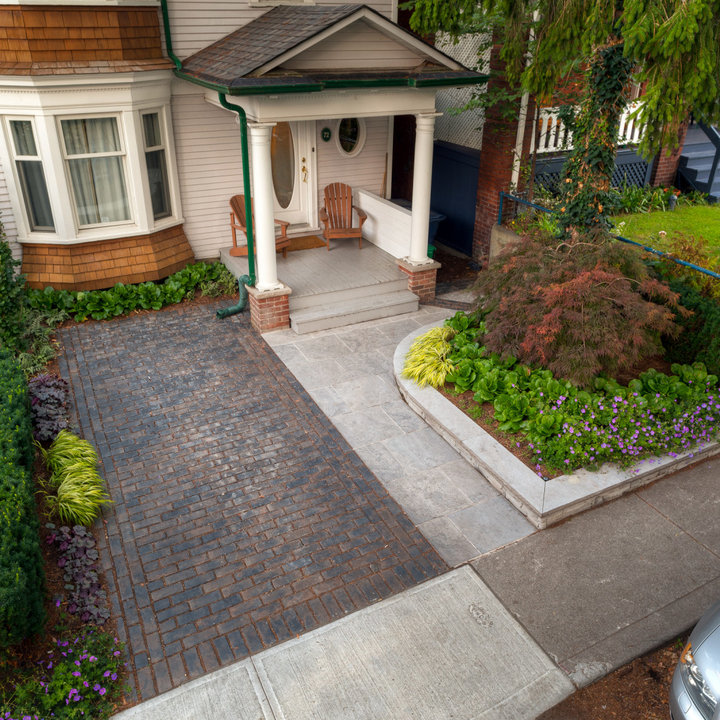 Parking Pad Front Yard - Photos & Ideas | Houzz