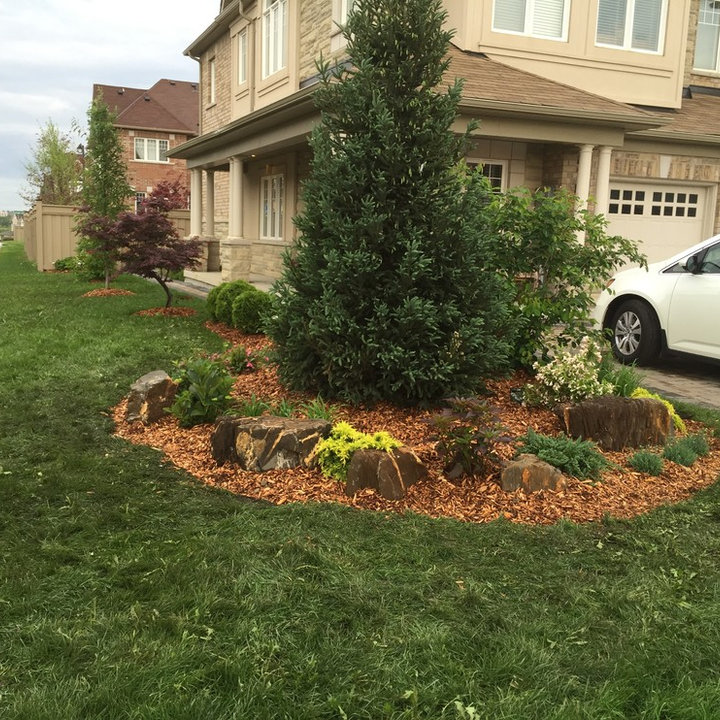 Corner Lot Landscaping Ideas - Photos & Ideas | Houzz