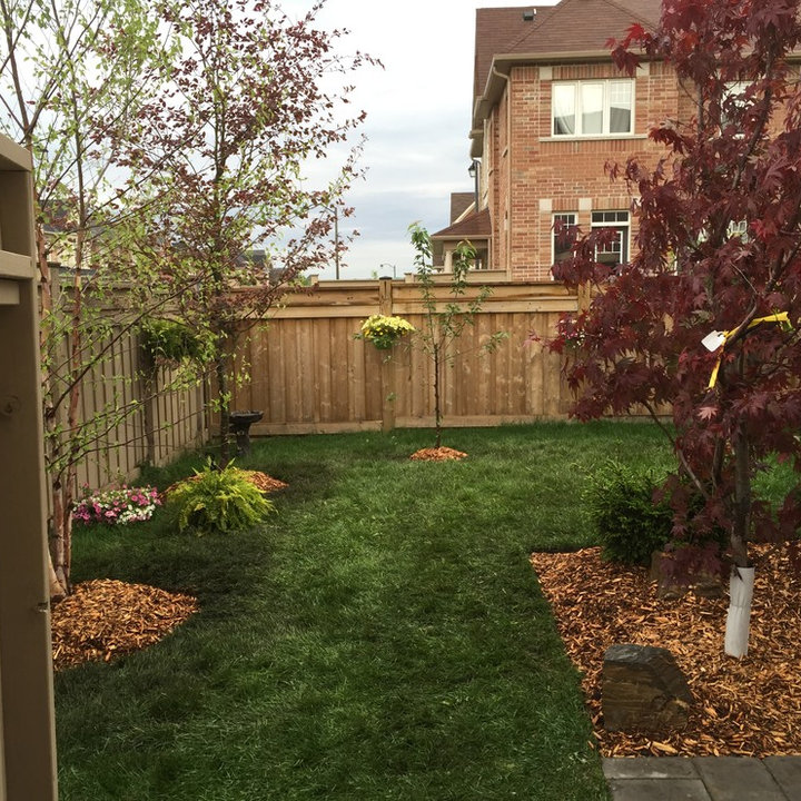 Corner Lot Landscaping Ideas - Photos & Ideas | Houzz