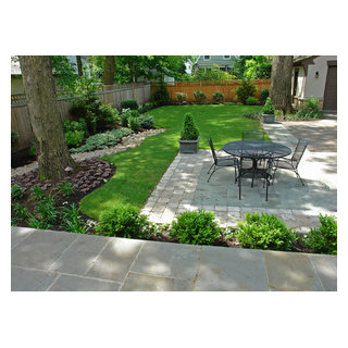 Bluestone and Paver Brick Patio - Traditional - Landscape - Chicago ...