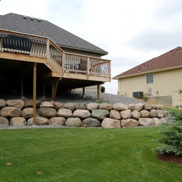 Boulder Retaining Wall - Photos & Ideas | Houzz
