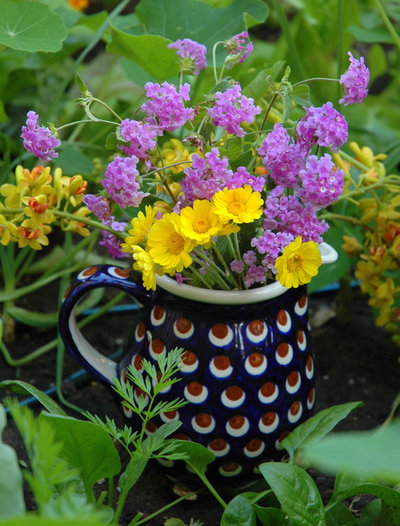 Be Your Own Best Florist With a Bouquet Garden