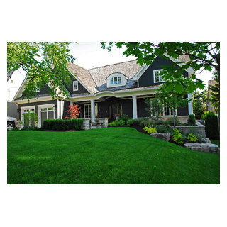 Cape Cod Frontyard - Rustic - Landscape - Toronto - by Arbordale ...