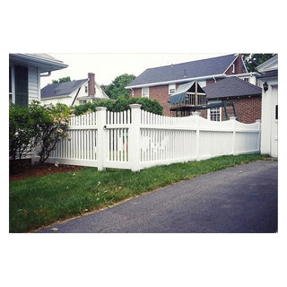 Cedar Chestnut Hill Fence - Traditional - Landscape - Boston - by AVO ...