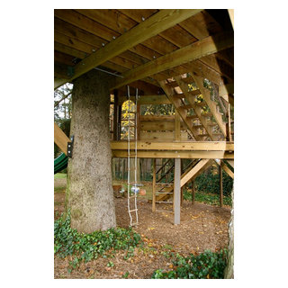 Cedar Treehouse - Traditional - Landscape - New York - by Backyard ...