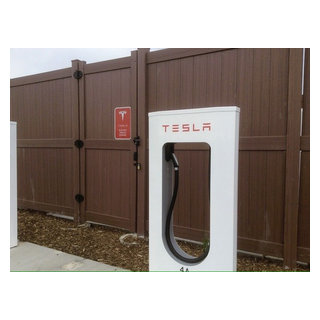 CertainTeed Bufftech Vinyl Fence - Modern - Landscape - Philadelphia ...