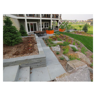 Chaska Color - Contemporary - Landscape - Minneapolis - by Stonepocket ...