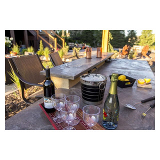 Concrete Bar Top – Family Friendly Outdoor Living - Classique - Jardin ...