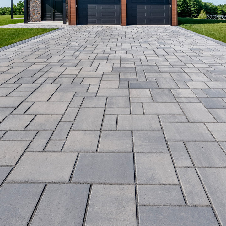 75 Beautiful Garden Driveway Ideas and Designs - Houzz